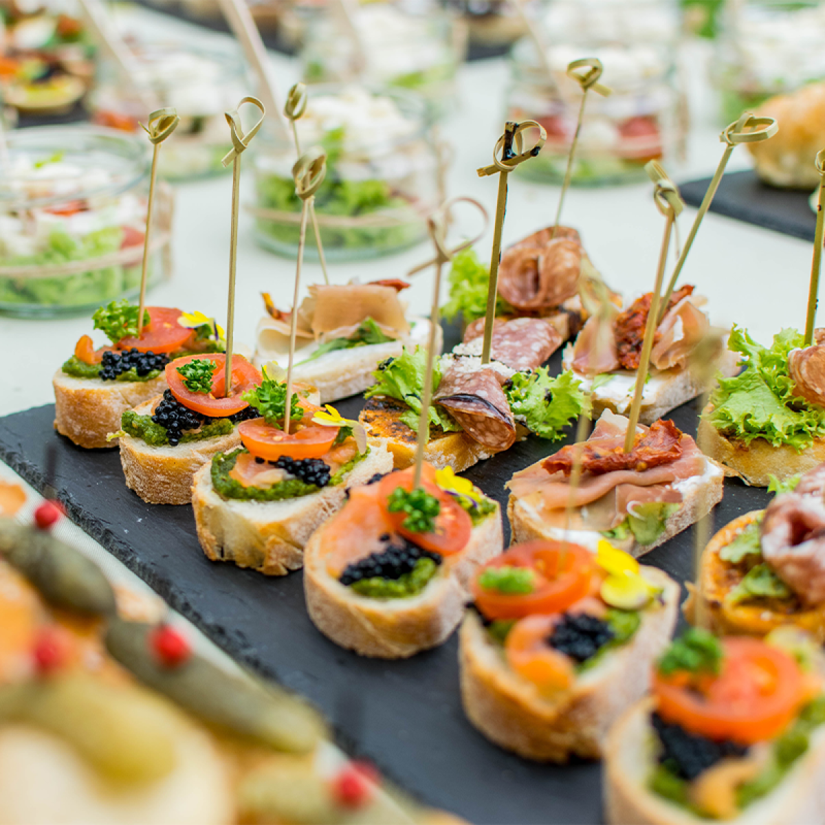 Havefest - Køb pynt & dekoration i Garden Party tema hos Luxit